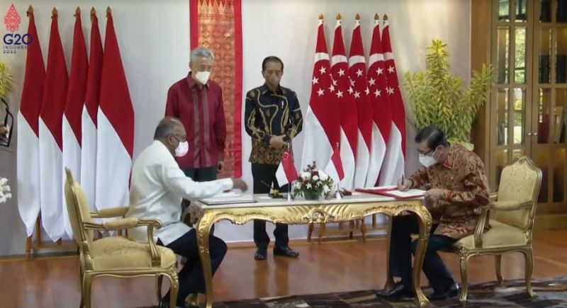 Menkumham Tandatangani Perjanjian Ekstradisi Indonesia dan Singapura - Harian Inhua Online