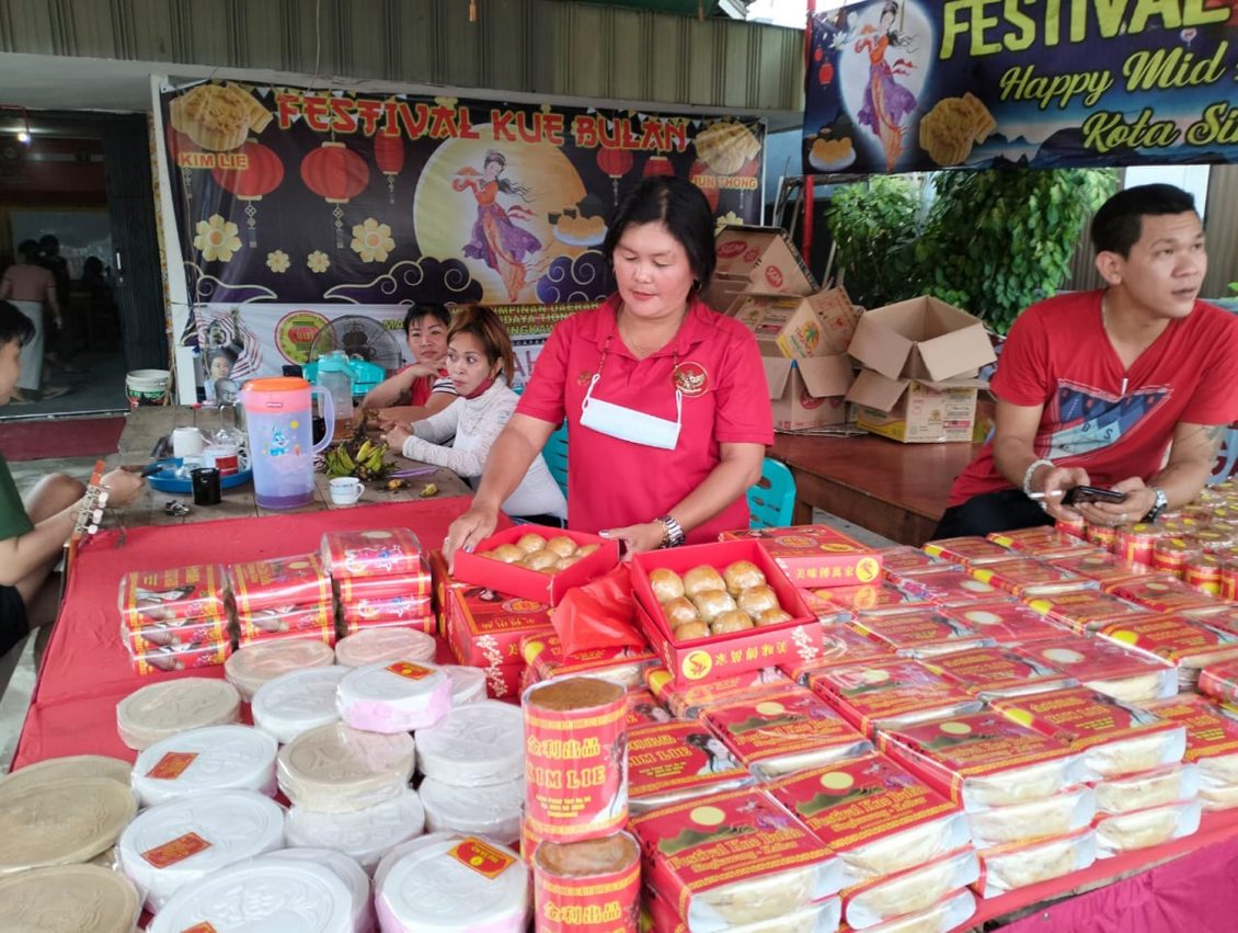 Warga Tionghoa Siap Menyambut Festival Zhong Qiu Jie - Harian Inhua Online