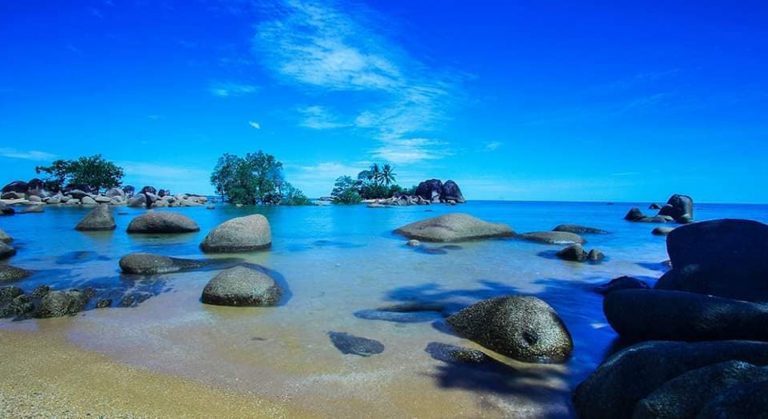 Pantai Temajok Wisata Bahari Sambas - Harian Inhua Online