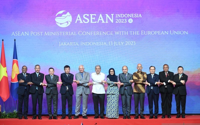 Menlu Retno Dorong Pemajuan Kerja Sama Inklusif ASEAN-EU - Harian Inhua Online